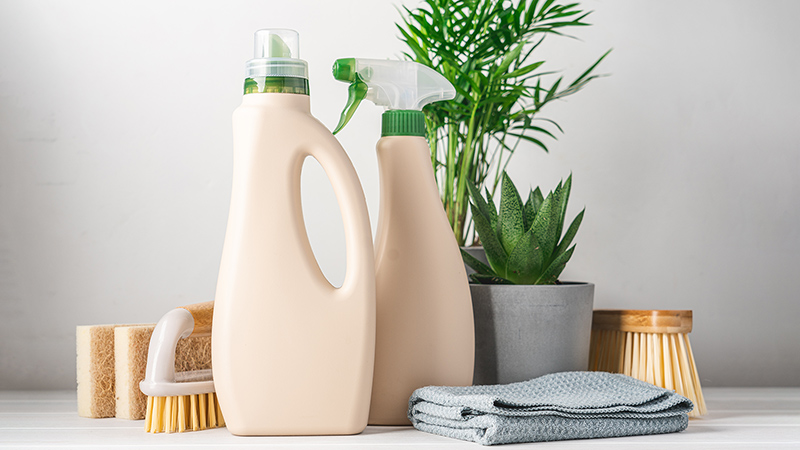 CLEAN: los detergentes y su impacto ambiental | OCU