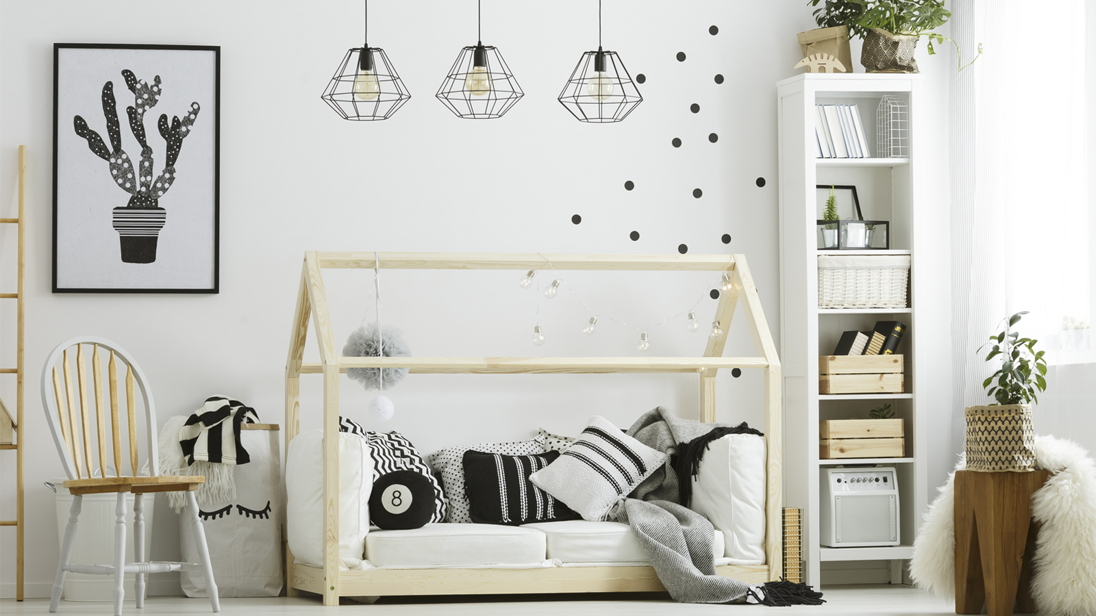 Anclar un mueble a la pared de manera sencilla | OCU